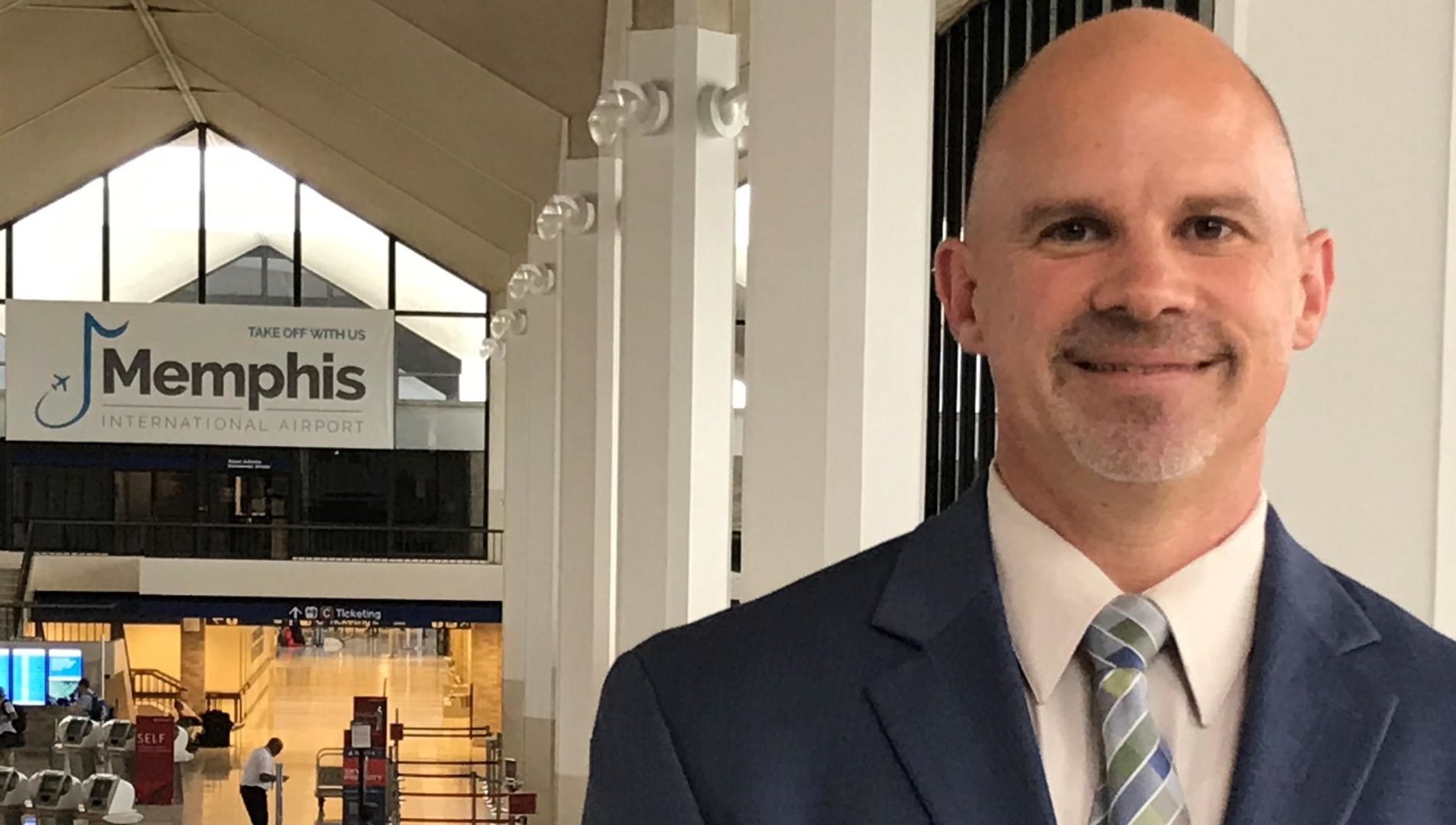 Airport Authority promotes Glen Thomas to Director of Strategic ...